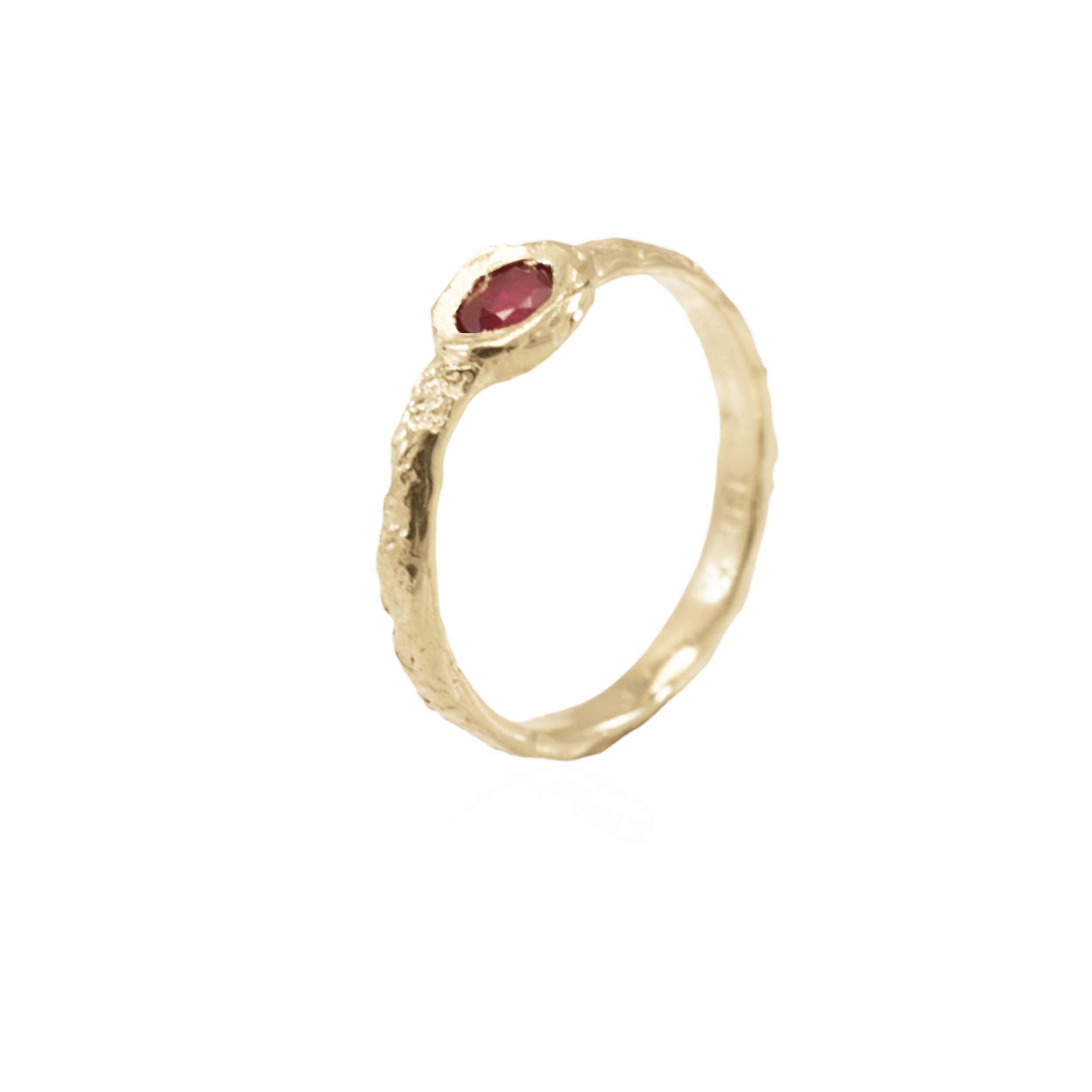 Petite Ruby Petra Ring – alexispavlantos
